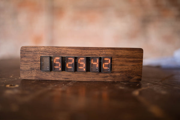 Apollo Numitron Flat-Tube Filament Clock - Solid Walnut – luminousrex